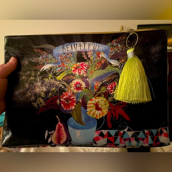 Papaya! | Bags | Papaya Beautiful Pouch Bag | Poshmark